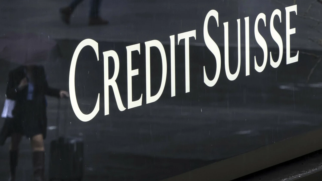 Šveicarijos prokurorai pradėjo tyrimą dėl UBS ir „Credit Suisse“ susijungimo skaidrumo - Verslo ...
